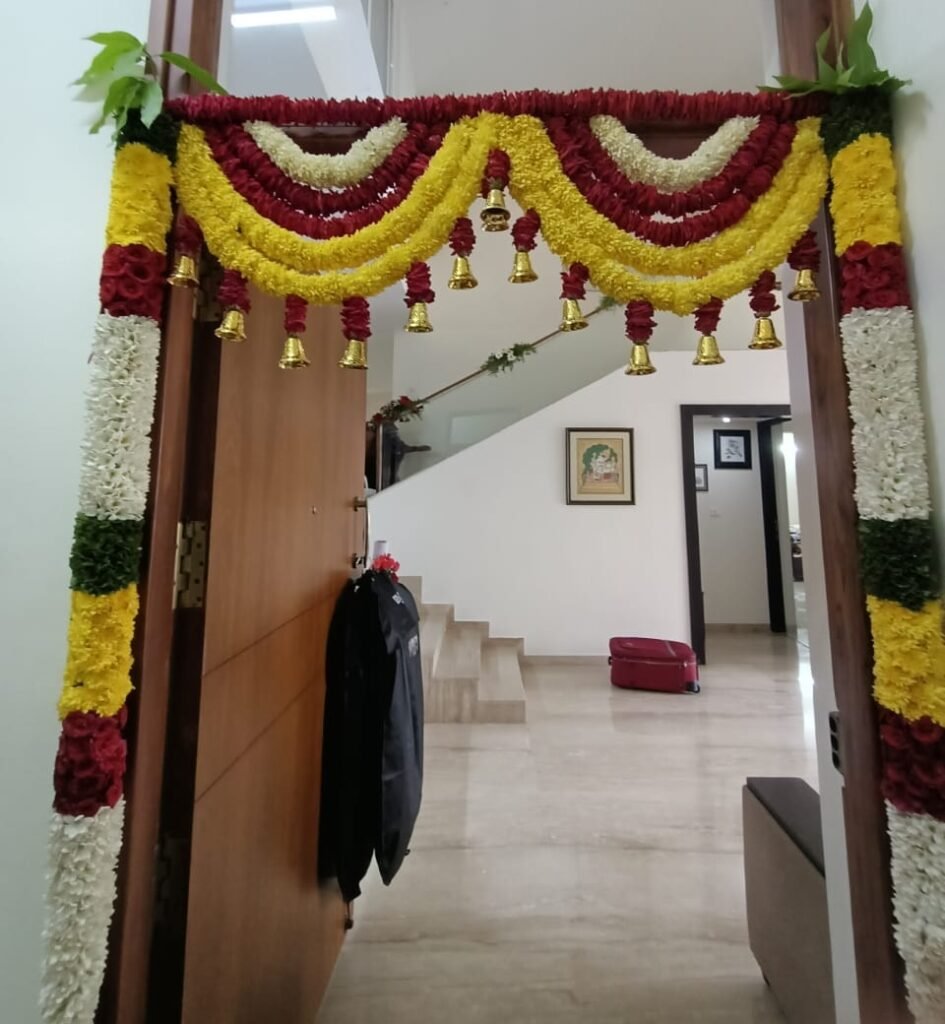 Buy 6ft Fresh Flower Door Decoration Online – Traditional Toran for ...
